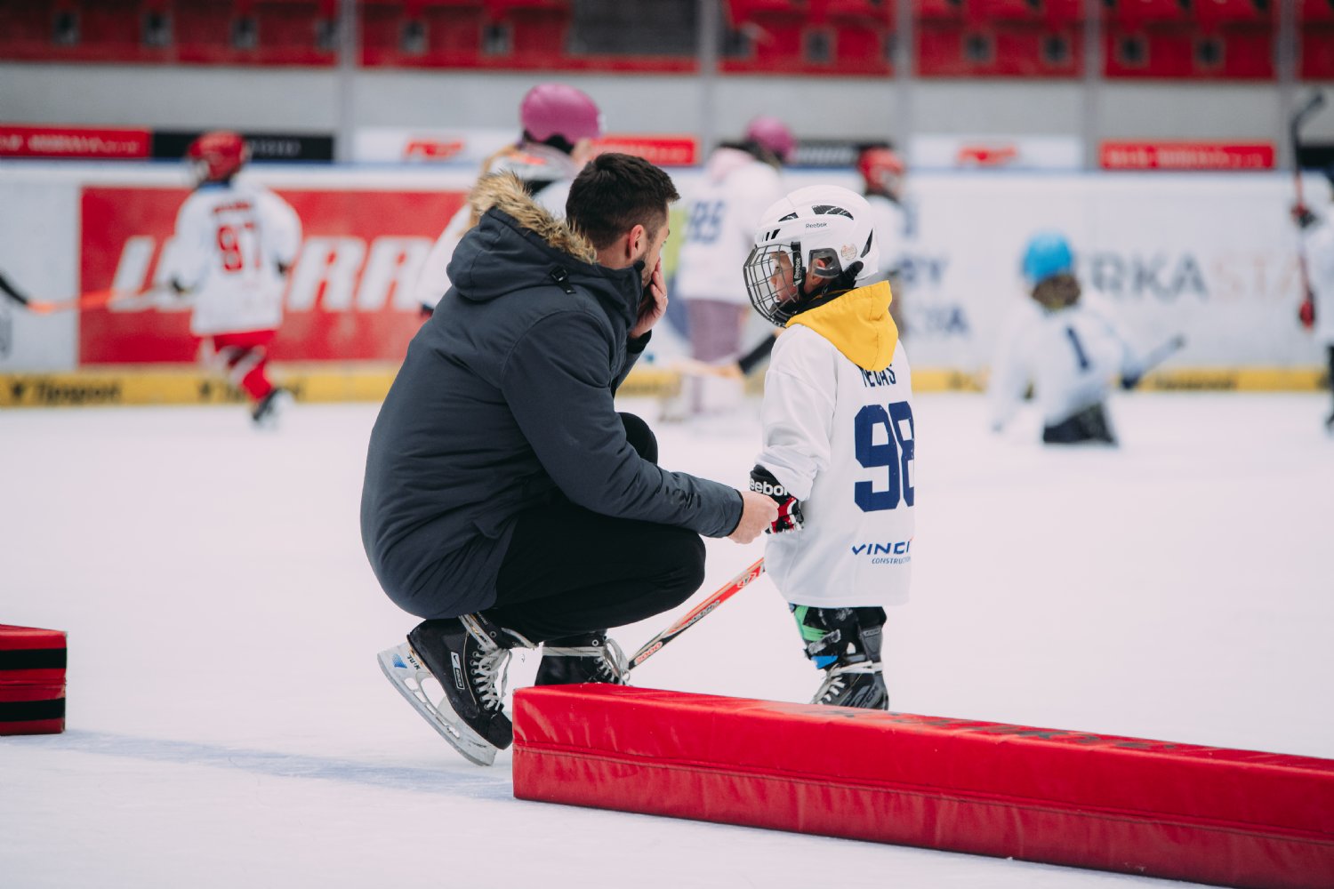 Týden hokeje v Olomouci opět bavil! Desítky dětí si vyzkoušely roli ...